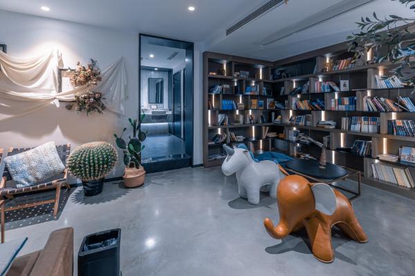 N·time High Altitude River View Hotel - 충칭