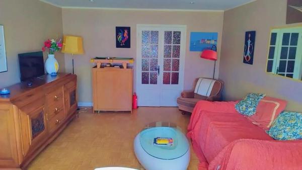 Maison Familiale à Bugeat Avec Jardin Accueillant - Treignac