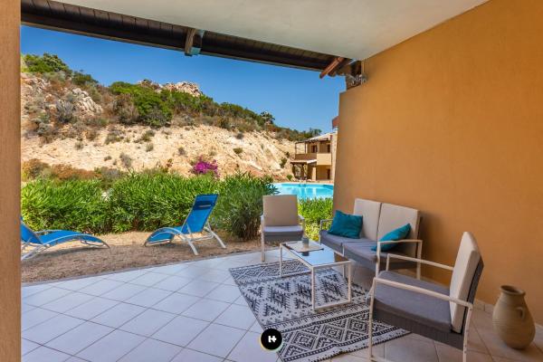 Hotels Too - Home Paradiso - Portobello