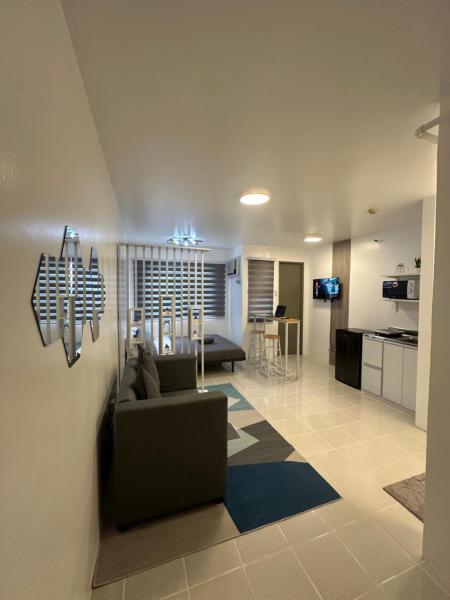 Stylish Minimalist Comfort Stay Beside Ek - Biñan