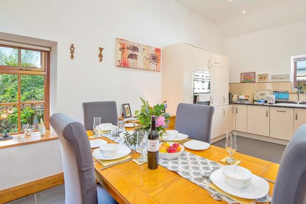 Finest Retreats - Yr Hen Llaethdy - Aberporth