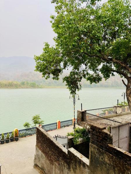 Ganga Riverfront Rishikesh - Rishikesh