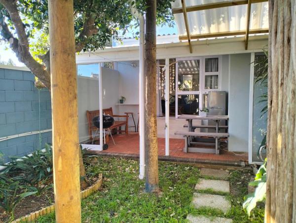 Garden Es Cape - Pringle Bay