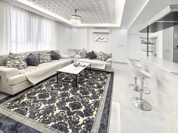 Aldana Stay شقه فاخرة ب 3 غرف نوم - Salalah