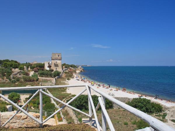 Sweet Trullo On The Beach - Unique Seafront House With Private Patio And Direct Beach "Ponte Lama" Access By Helloapulia - Corato