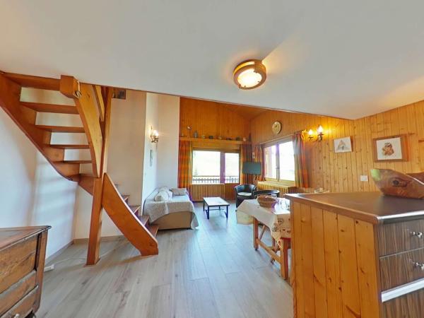 Appt 3 Pièces Avec Mezzanine, 6 Couchages, Proche Commerces Et Pistes, Parking Couvert - Fr-1-241-189 - La Roche-sur-Foron