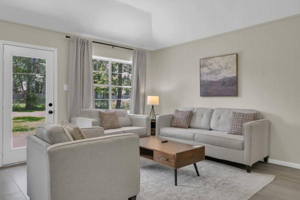 Glen Loch Dr - The Woodlands, TX