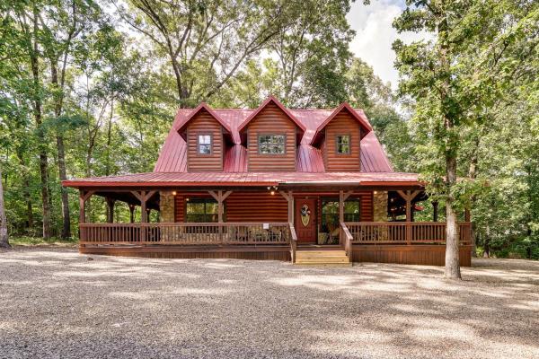 Hot Tub + Game Room: Family Retreat In Broken Bow - Broken Bow, OK