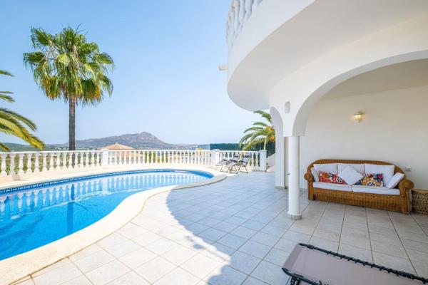 Sunny & Soul Villa - Private Pool, Bbq & Mediterranean Garden - Cumbre del Sol