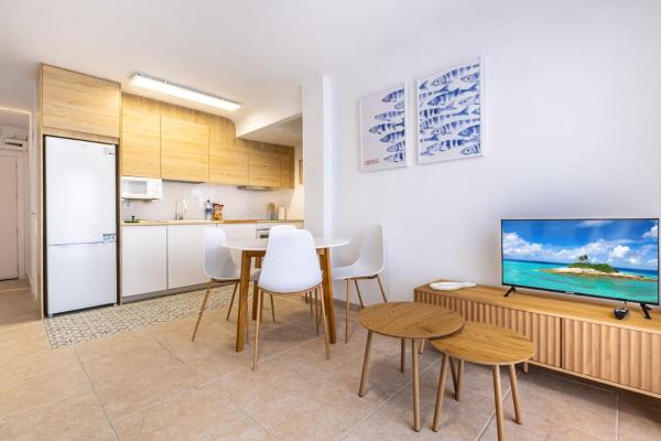 Steps To Arenal Beach - Modern & Newly Renovated - Jávea