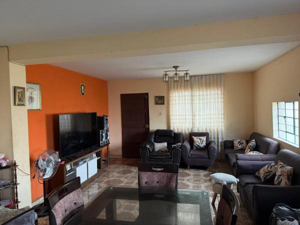 Casa Del Pasaje - Trujillo, Peru
