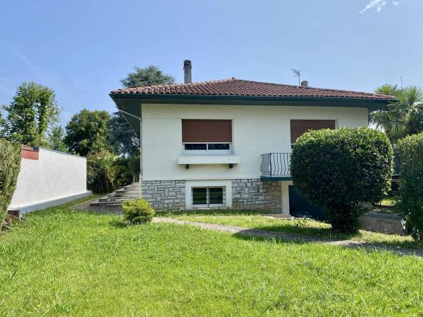 Maison Rénovée à Cambo, 2 Ch, Jardin, Parking, Wifi - Fr-1-495-154 - Espelette