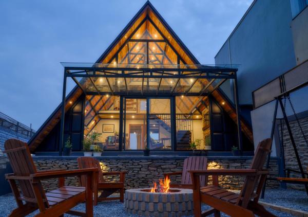 Methlang Villa Pokhara I A Pipal Tree Property - Nepal