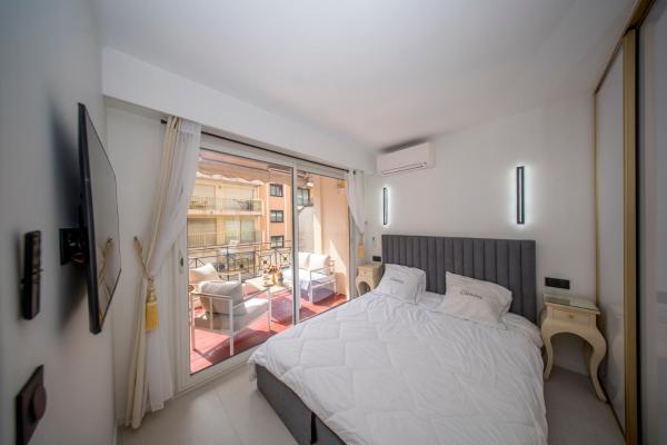 Luxe 1 Minute A Pied Du Martinez Plage Shopping Vu Mer - Cannes