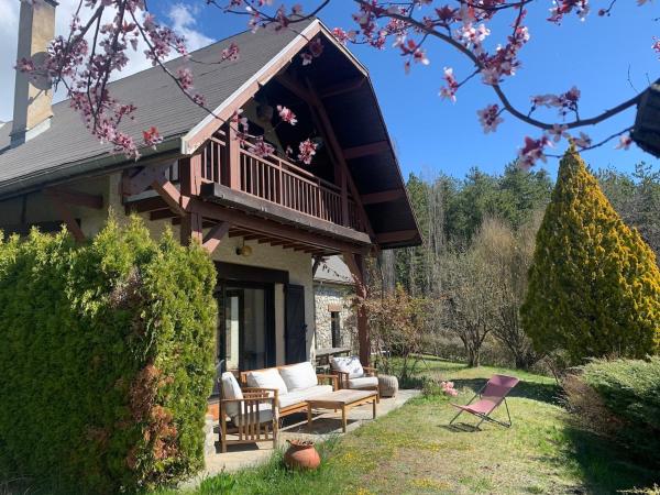 Holiday In Arles Chalet 12 Personnes Avec Vue Incroyable - Alpes