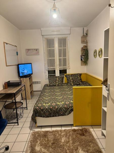 Cosy Studio With Private Parking - Poitiers