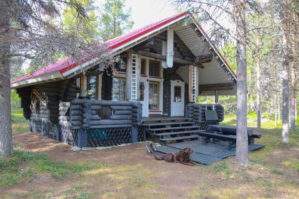Inarin Aava, A Cabin In Inarijärvi - Inari