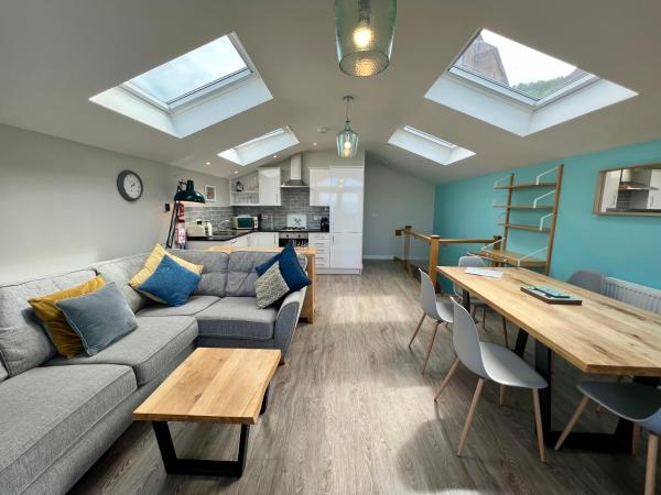 Lighthouse View 1, Golden Bay Holiday Village - Westward Ho!