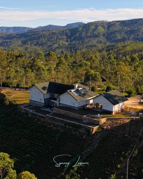 Villa Dhūmragiri - Sri Lanka