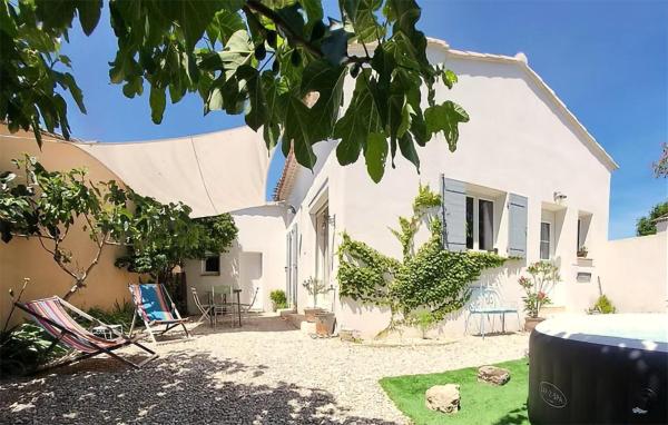 Maison Avec Jacuzzi - Mazan