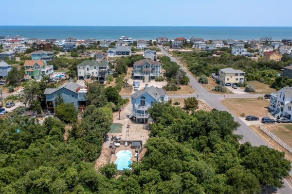 Landes Dream By Village Realty - Corolla, NC