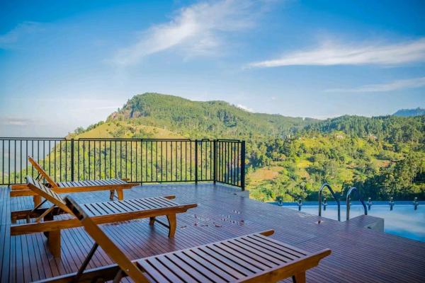 Crystal Spring Luxury Hotel - Sri Lanka