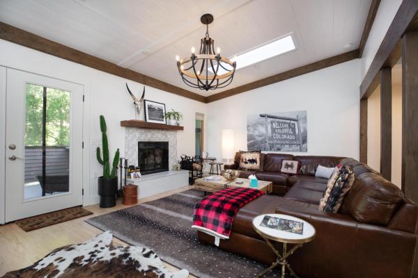 2633 Kinnickinnick Rd., Unit E2 - Vail, CO