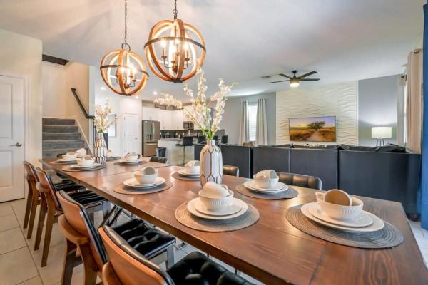 4533 Magnífica Casa 9 Quartos P/ Família+temas C/ Piscina - Kissimmee, FL