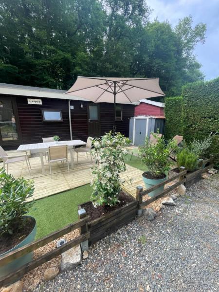 Cottage Au Calme Camping Les Tourterelles Dordogne - Creuse
