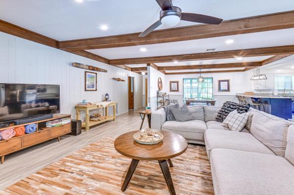 Home W/ Lake Texoma View, Game Room & Bar - Lake Texoma State Park, Kingston