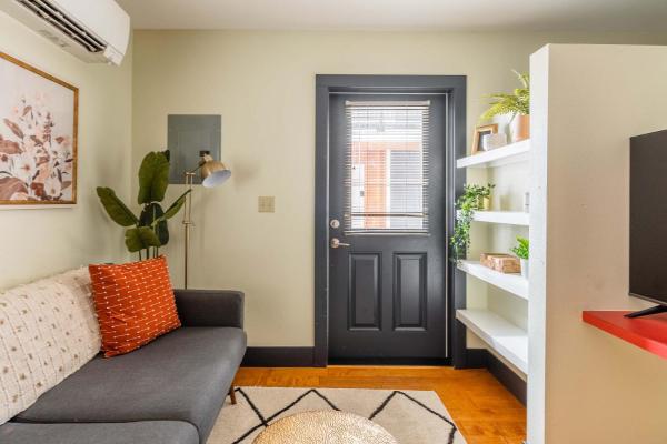 Stay Portland - Quirky Micro Apt - Foodies, Artists, Coffee Lovers - Sunnyside - Portland