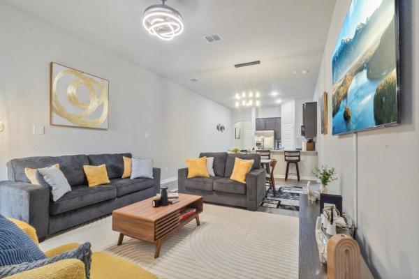 Oreo Home Stay - Green Acres Golf and Games - San Antonio