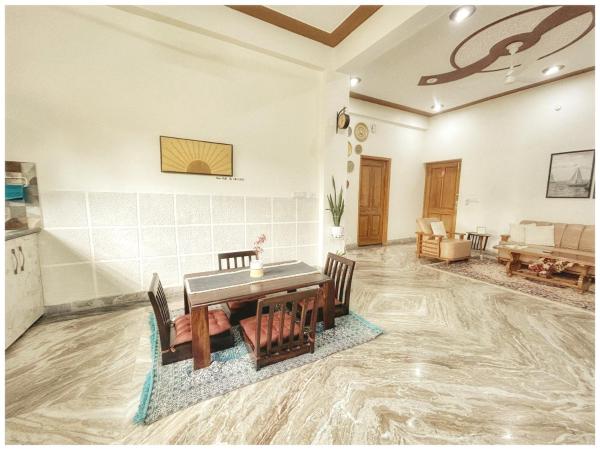 The Manstays - Luxe And Top-rated Homestay Nearby Ganges! - 라자스탄