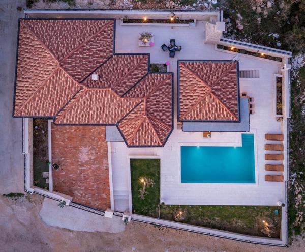 Villa Katarina With Pool - Zadar
