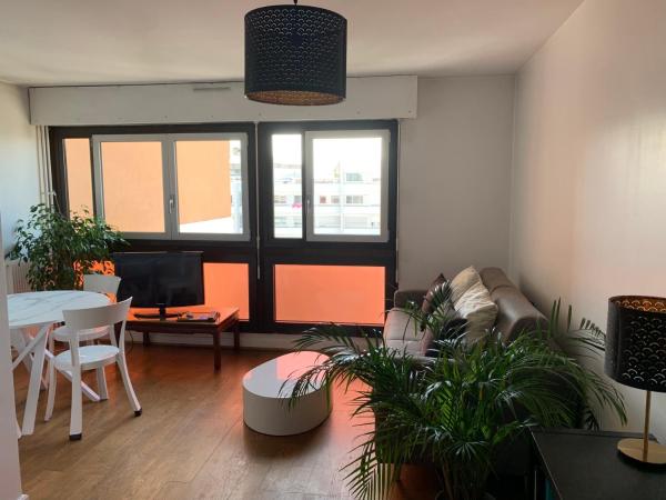 Appartement Lumineux 46m2 20e - Paris