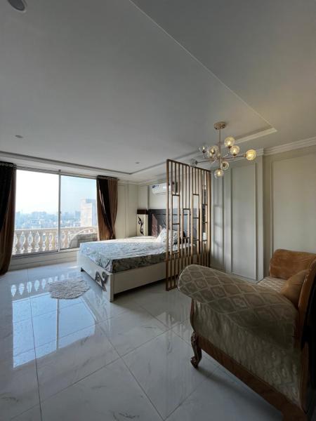 Stunning Studio Apartment - Lahore