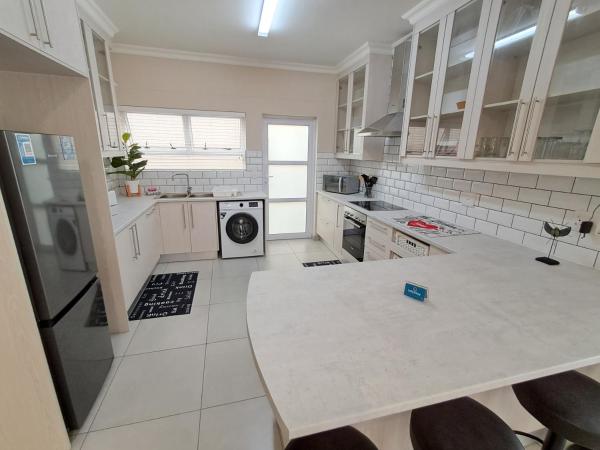 Sand Rose Self-catering Unit 2 - Swakopmund