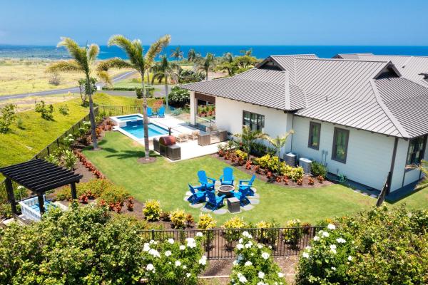 Blue Serenity Luxurious Home In Private Community With Heated Private Pool Spa Detached Ohana Suite - Waimea, HI