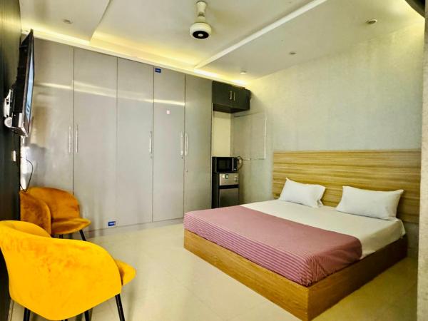 Urban Studio Apartment - Lahore