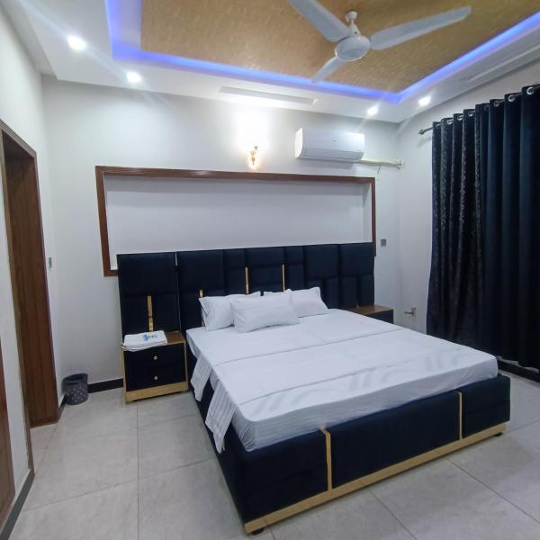 Black Berry Guest House - Islamabad