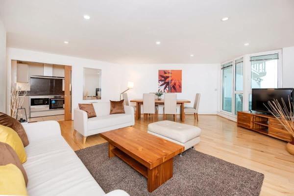 Big Flat Close To Big Ben - Londres