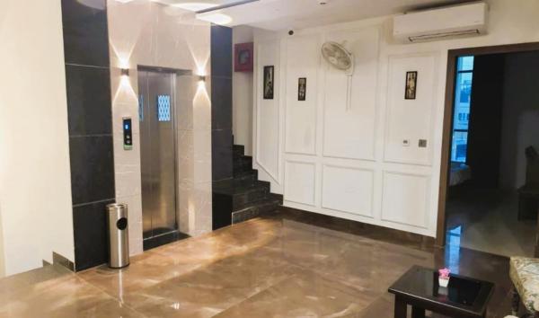 Hotel Mid-town In Aligarh Up - Aligarh