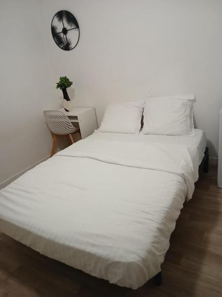 Chambre à 20 Minutes De Paris Appartement Commun - Clichy