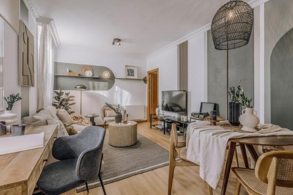 Hizan - 2 Bedrooms In Lista -