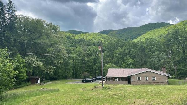 Camprv Lookout Apartment Peaceful Scenic Escape - Elkins, WV