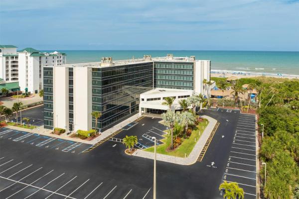 Hilton Cocoa Beach Oceanfront - Cape Canaveral, FL