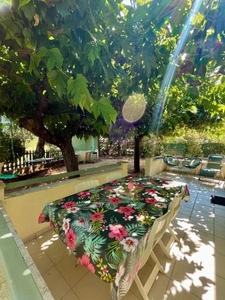 Sous Les Muriers - Maisonnette à Cuers - La Crau