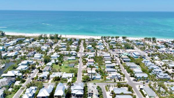 A Place In Paradise Unit B - Anna Maria, FL