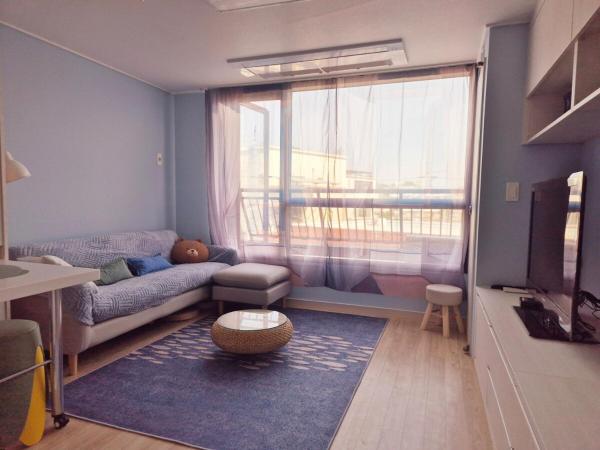 Colorful & Convenient Stay - South Korea