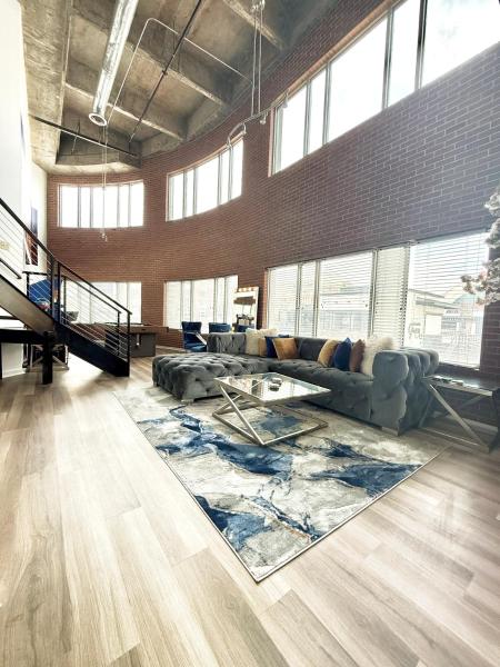 Grand 3br Loft In Atlantic Station - Atlanta
